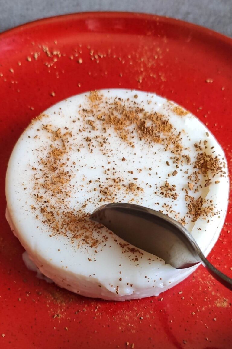 Tembleque - Puerto Rican pudding make with just 5 ingredients!