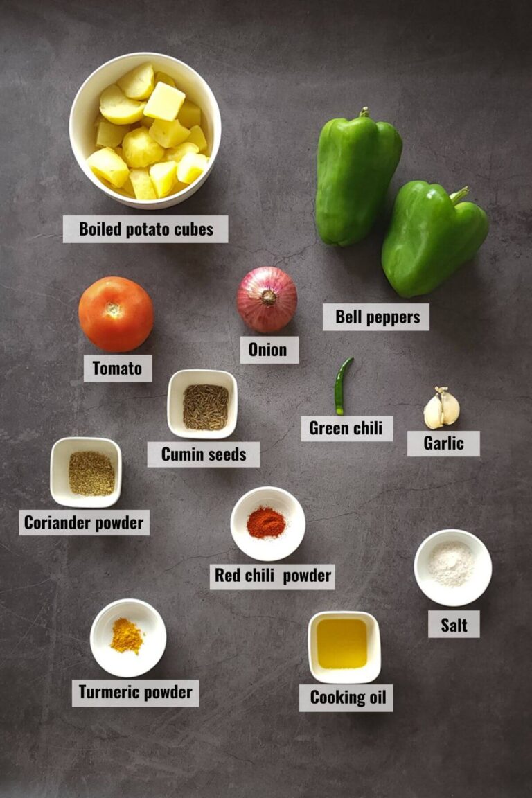 Aloo Shimla mirch (Indian style capsicum with potatoes)