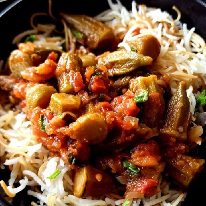Bamia (Lebanese okra stew)