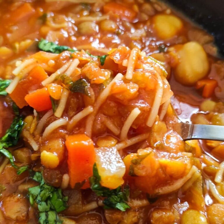 Harira (Vegetarian Moroccan soup)
