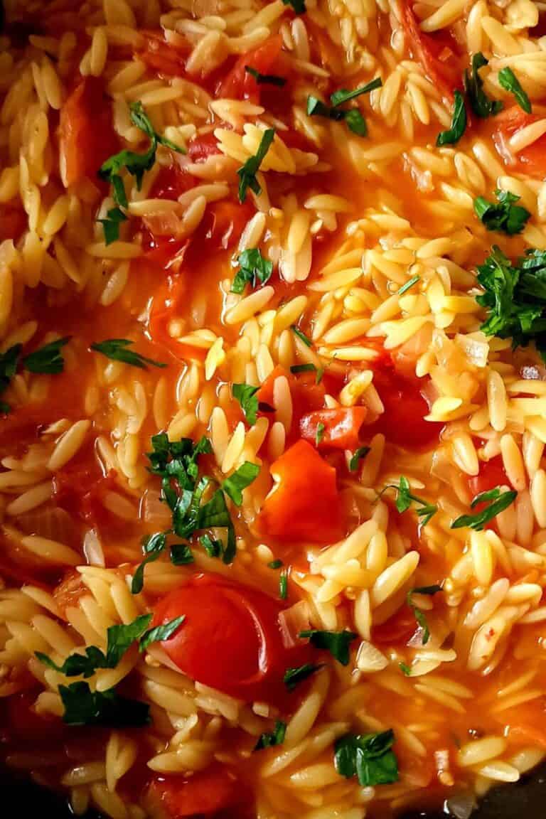 Greek tomato orzo(kritharaki) - Greenbowl2soul