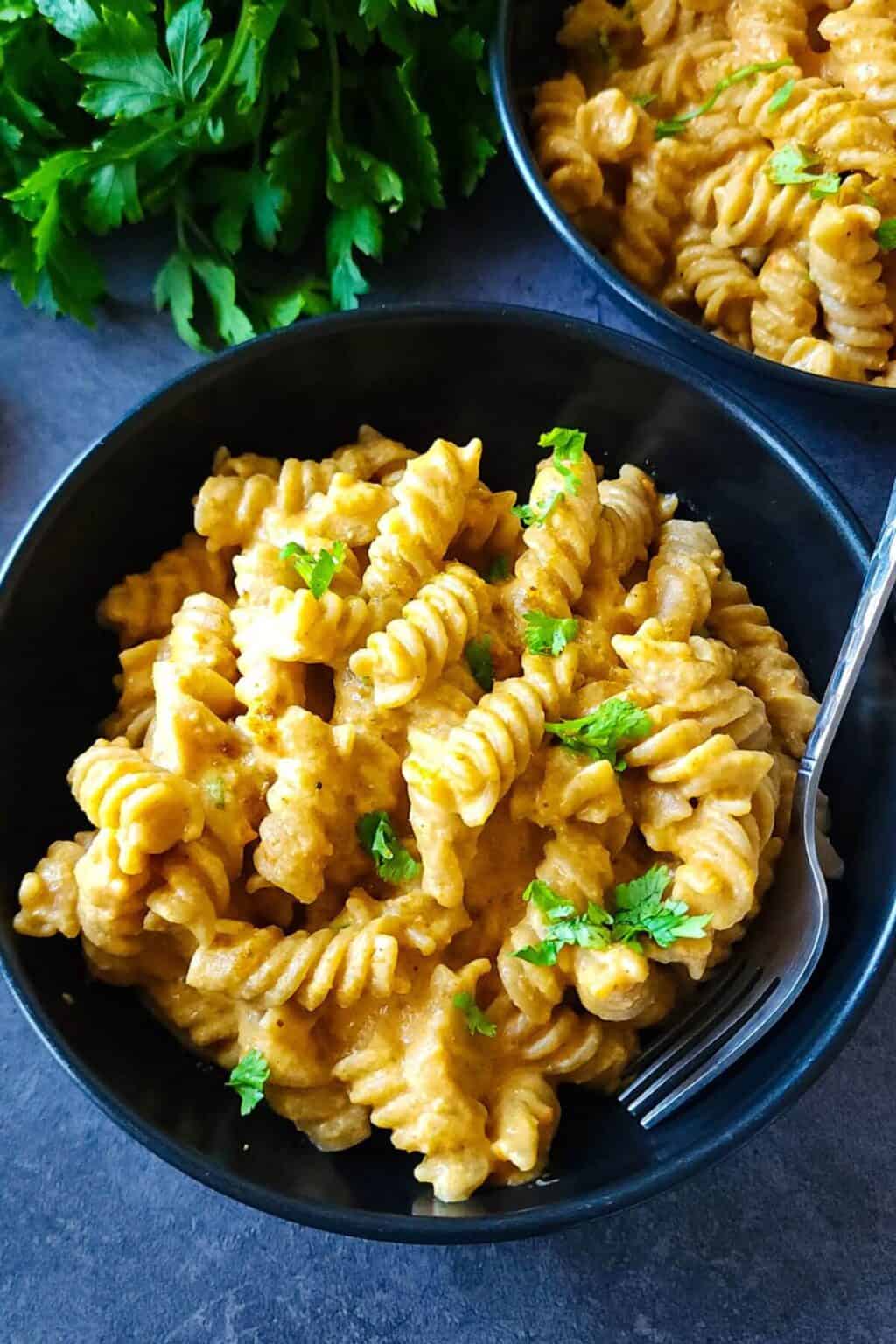 Creamy Indian curry pasta - Greenbowl2soul